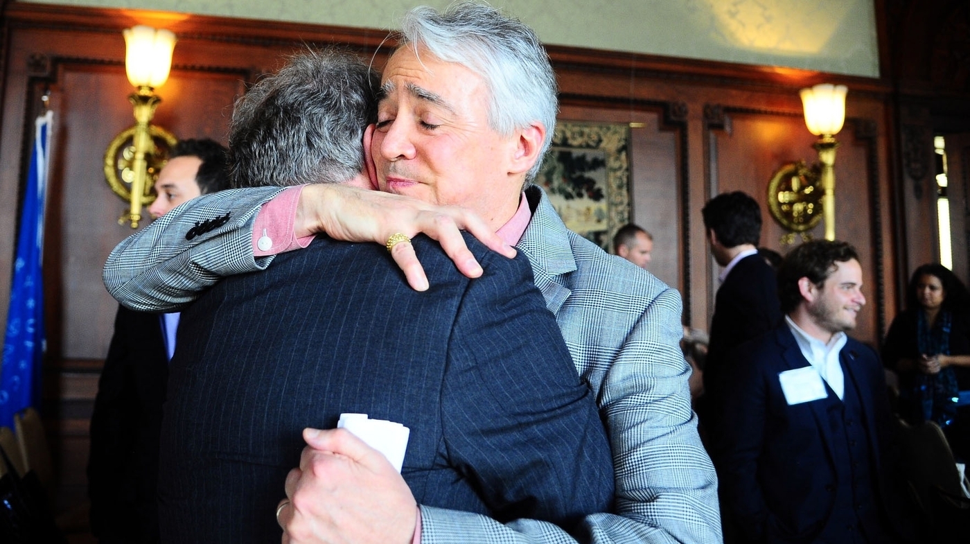 Scott Simon On Sharing His Mother's Final Moments On Twitter : All Tech Considered : NPR