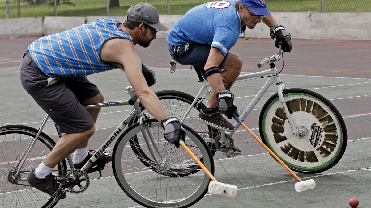 With An Urban Face-Lift, Vintage Bike Polo Picks Up Speed : NPR