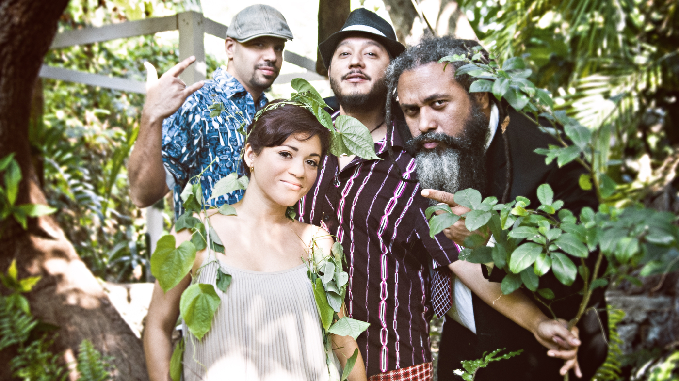 Elastic Bond On World Cafe : World Cafe : NPR