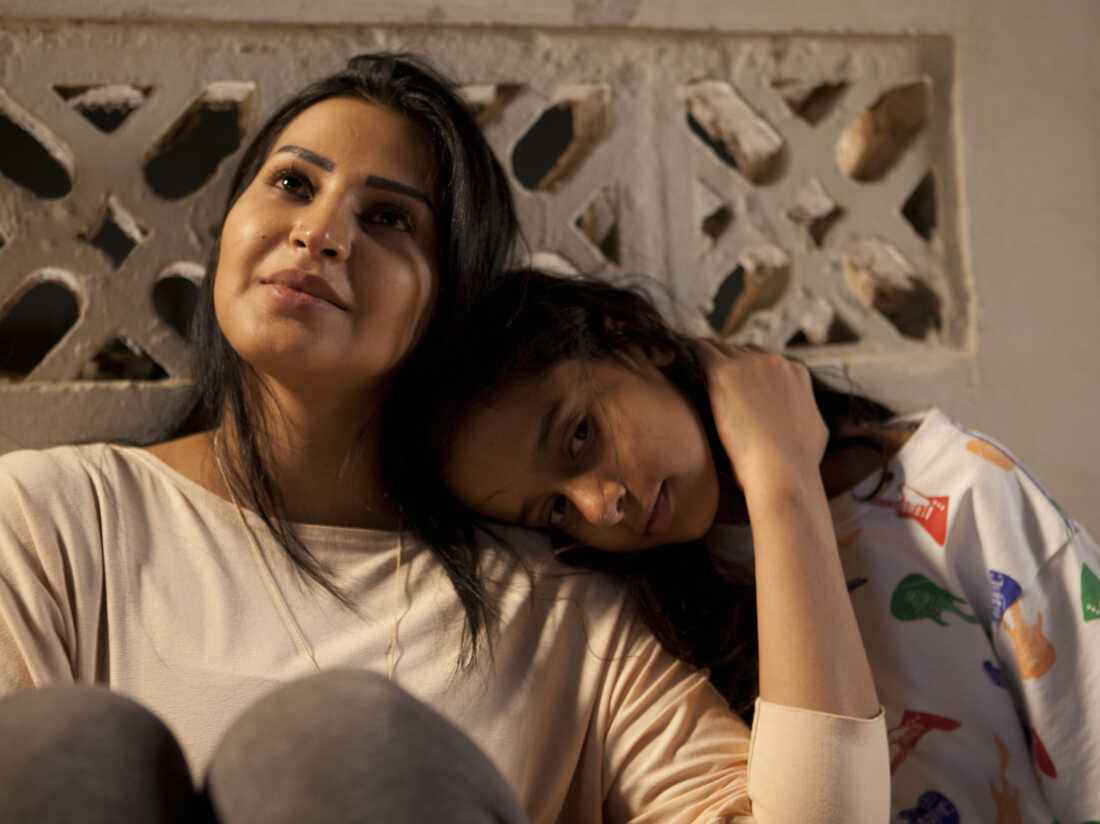 Movie Review - 'Wadjda' - From A Saudi Director, A Familiar Story Made ...