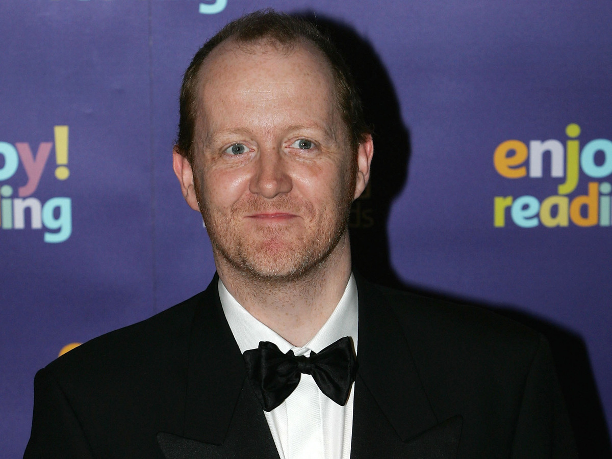 Book News: Forward Prize For Poetry Goes To Michael Symmons Roberts ...