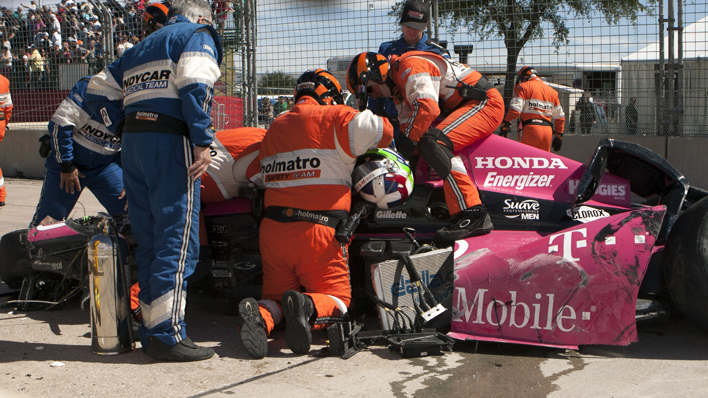 Fan's Video Captures Scary Scene Of Franchitti's IndyCar Crash : The ...