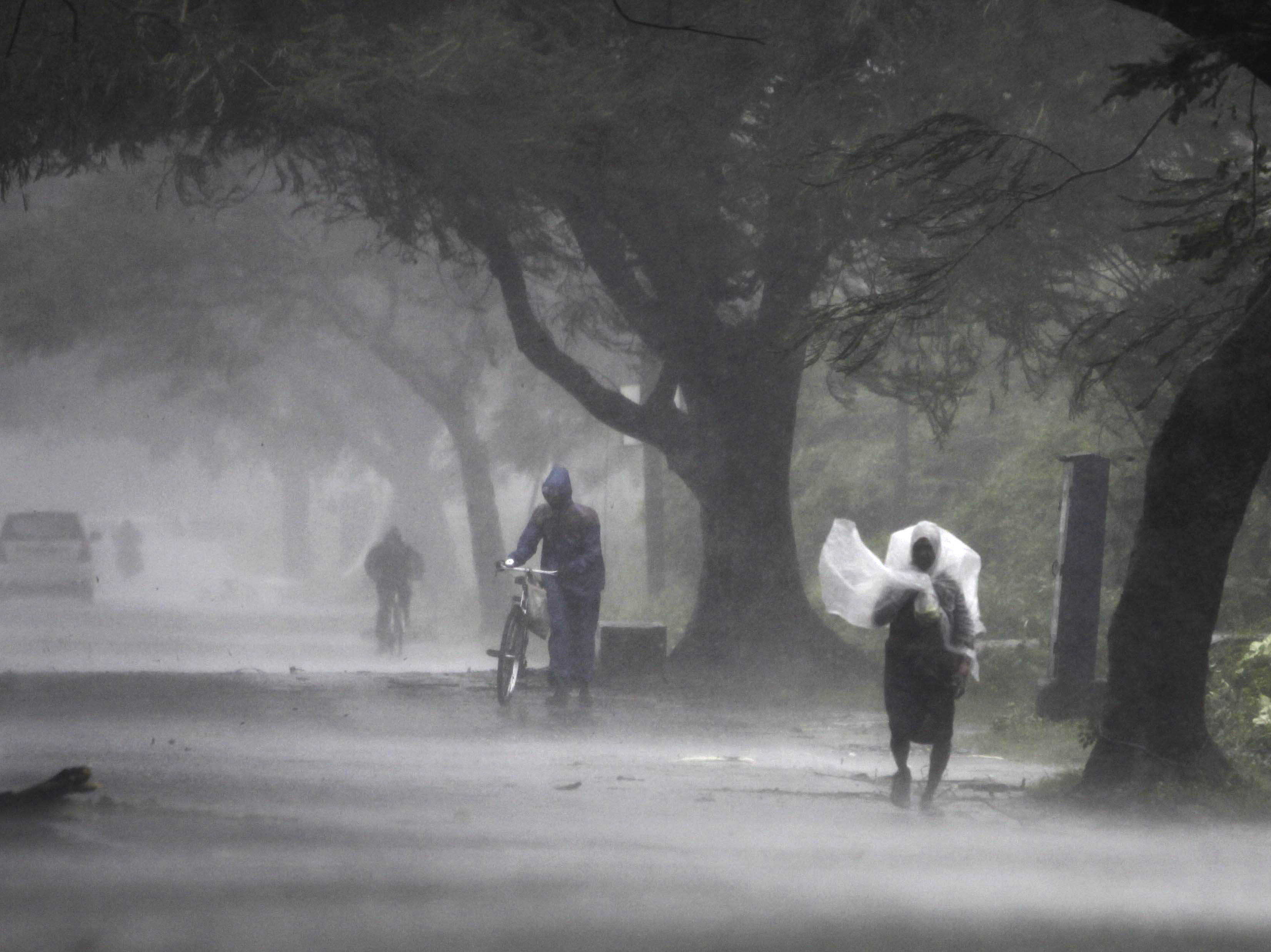 Cyclone Phailin Hits India With 120 MPH Winds; Thousands Flee | NCPR News