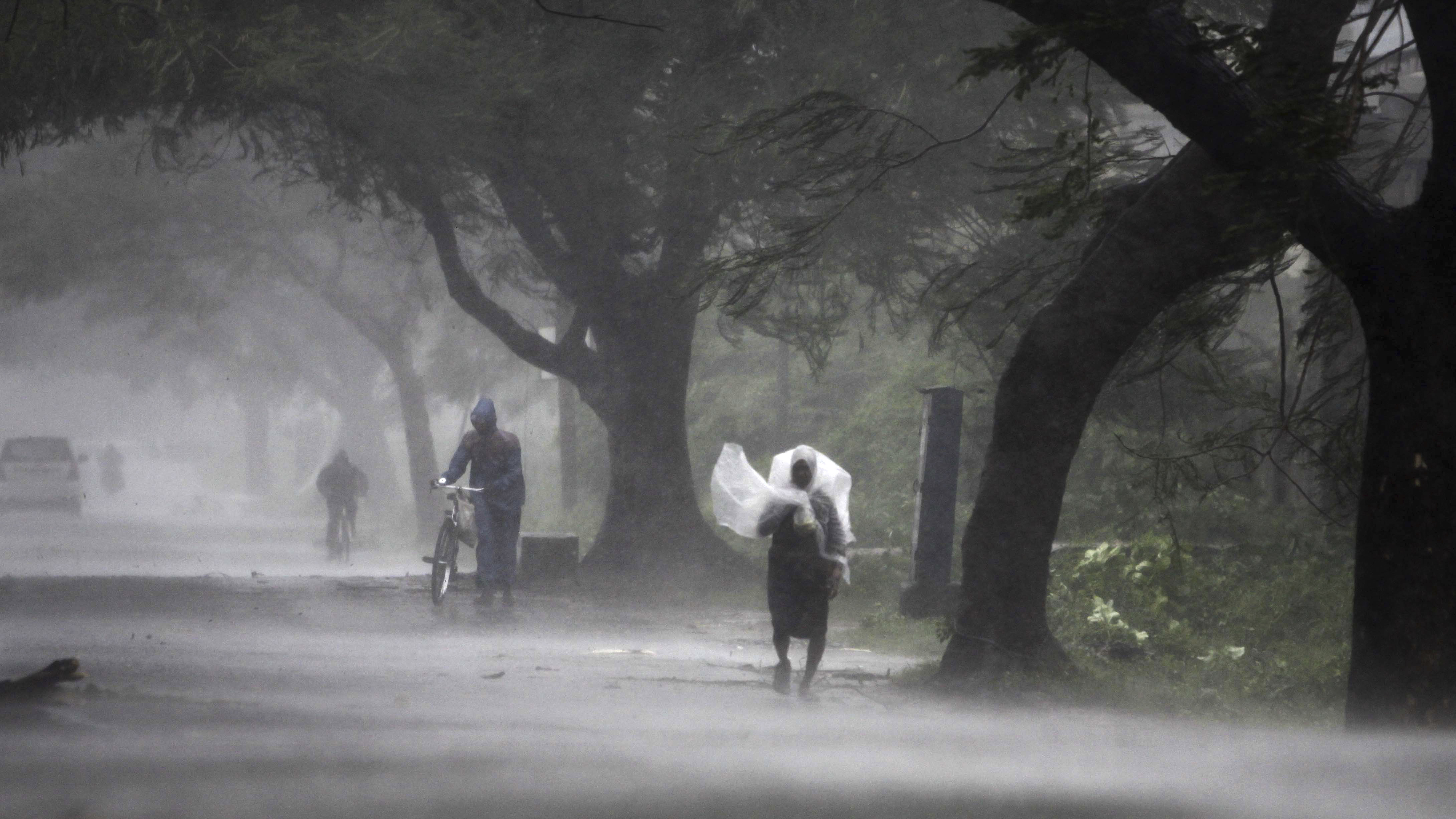 Cyclone Phailin Hits India With 120 MPH Winds; Thousands Flee | NCPR News