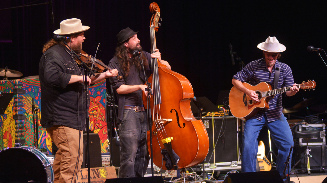 The Howlin' Brothers On Mountain Stage : NPR