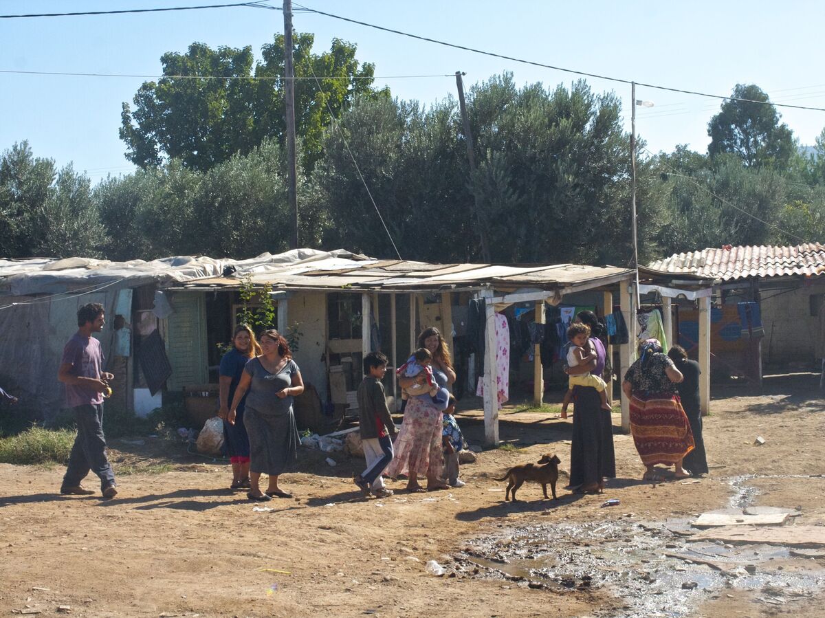 'They Want To Fit In': An Uphill Struggle For Greece's Roma : Parallels ...