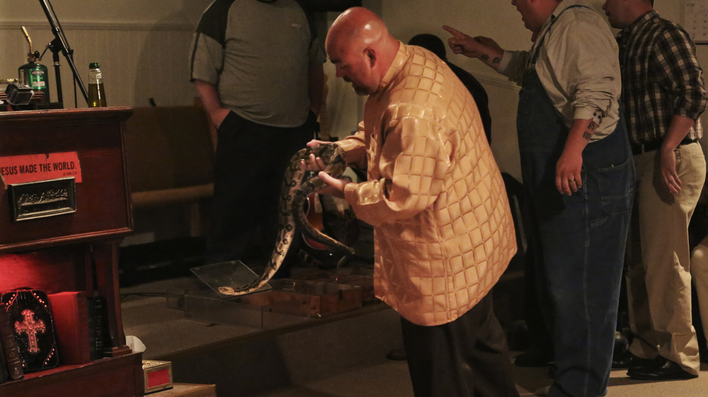 Snake-Handling Reality TV Pastor Dies After Snakebite : The Two-Way : NPR