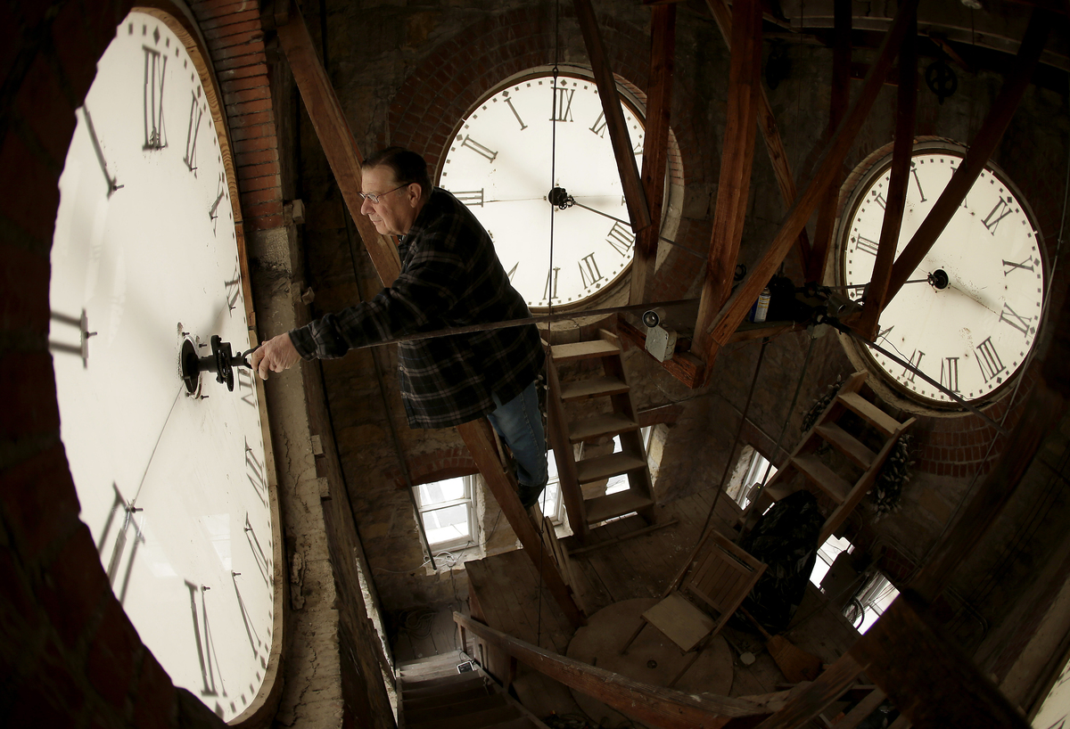 Daylight Saving Time: Set Your Clocks Ahead Tonight : The Two-Way : NPR