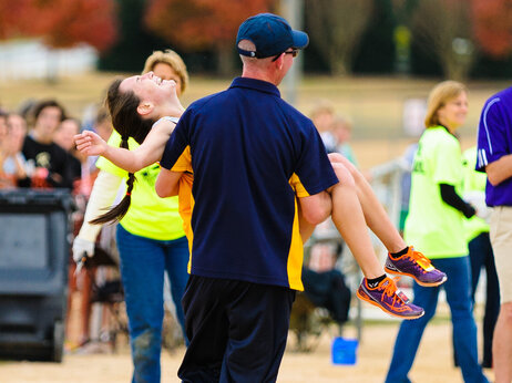 Catching Kayla: Running One Step Ahead Of Multiple Sclerosis : 네이버 블로그