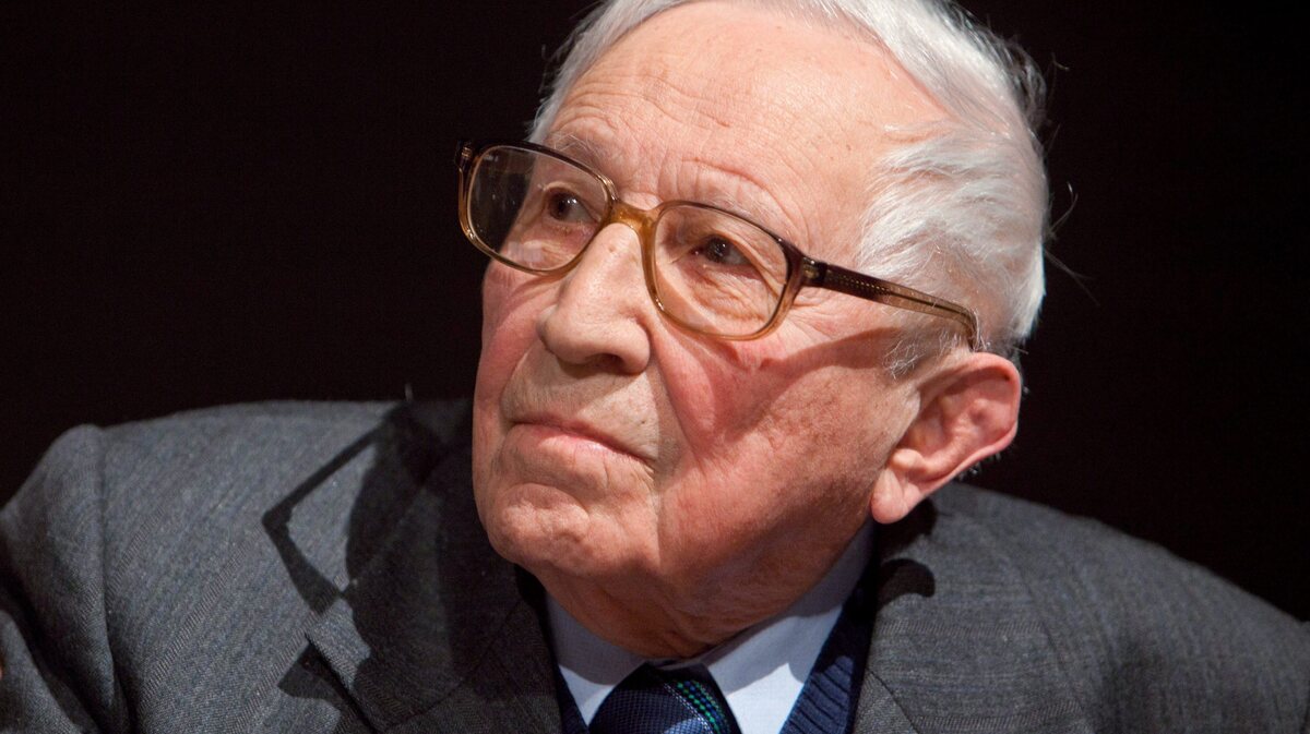 Book News: Polish Poet With Mission To 'Create Poetry After Auschwitz ...