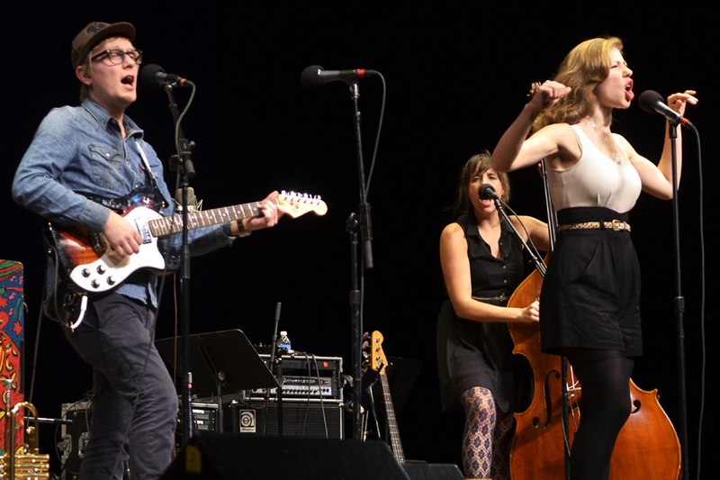 Lake Street Dive On Mountain Stage : NPR