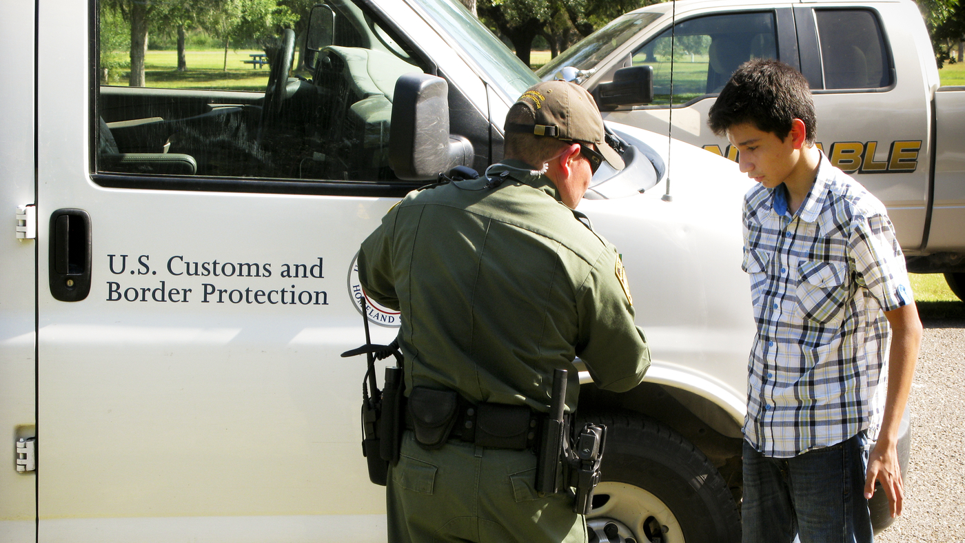 From A Stream To A Flood: Migrant Kids Overwhelm U.S. Border Agents : NPR