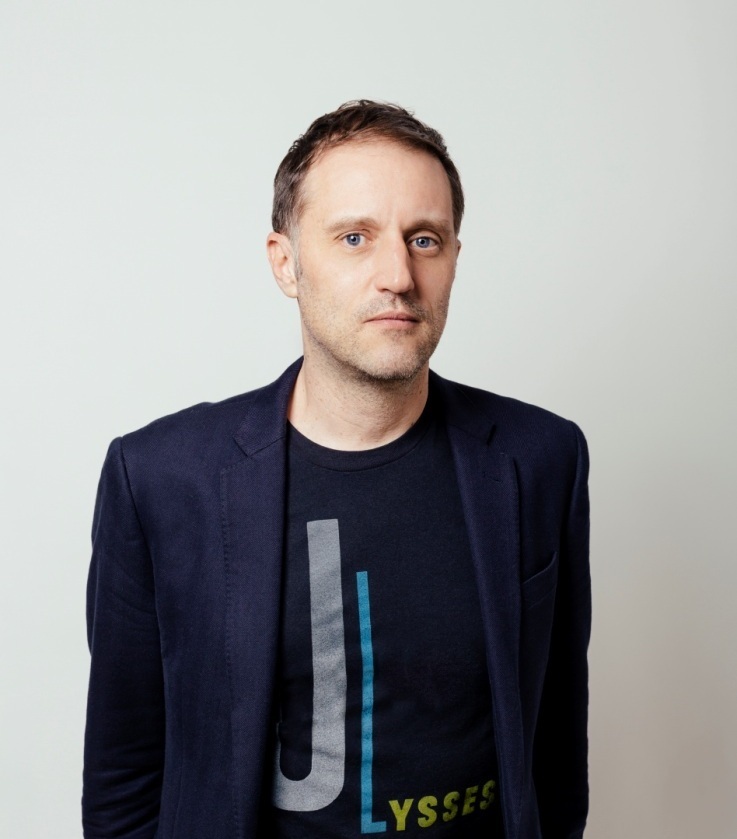 Interview: Author And Designer Peter Mendelsund On 'Cover' And 'What We ...