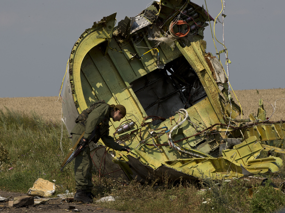 Dutch Investigators: MH17 Brought Down By 'High-Energy Objects' : The ...