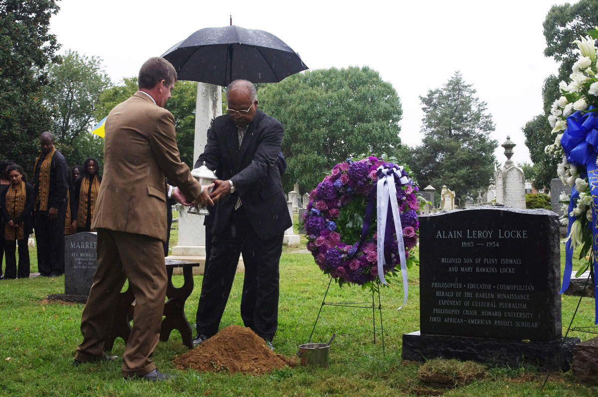 Alain Locke, Whose Ashes Were Found In University Archives, Is Buried ...