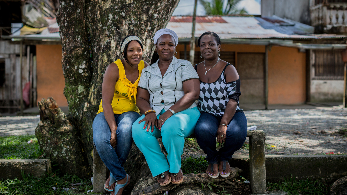 Gangs Can't Stop Colombia's Butterflies From Rescuing Women In Need ...