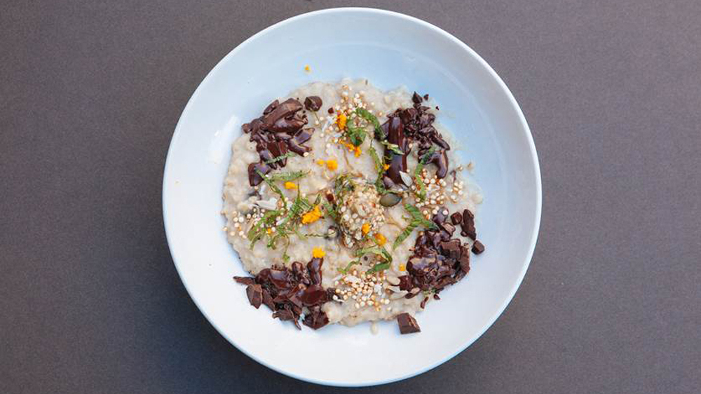 Porridge Aficionados Vie To Make Theirs The Breakfast Of Champions ...