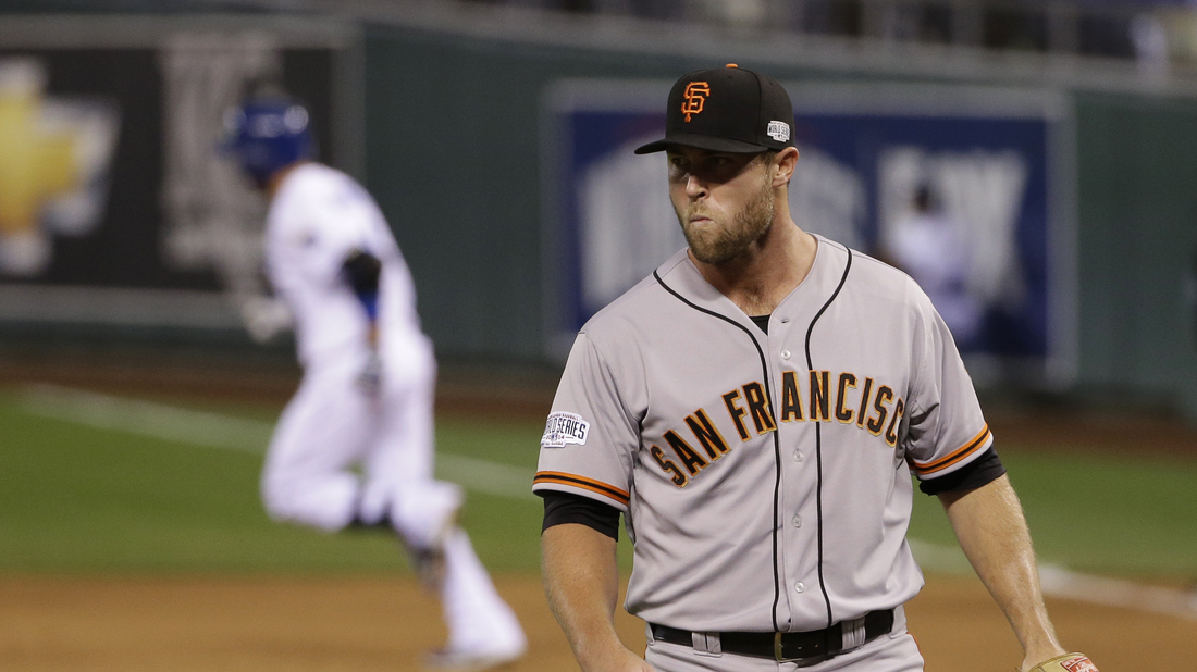 5 Giants Pitchers Give Up 5 Runs In 6th As Royals Even World Series ...