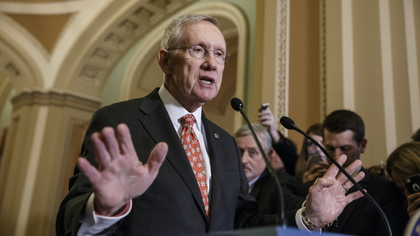 In Exercise Accident, Sen. Harry Reid Breaks Ribs, Bones In Face : The ...