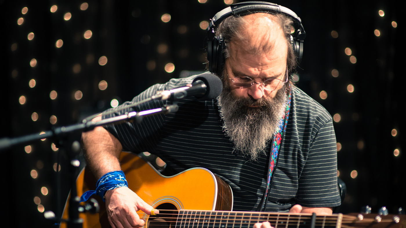 Steve Earle, 'King Of The Blues' (Live) : NPR