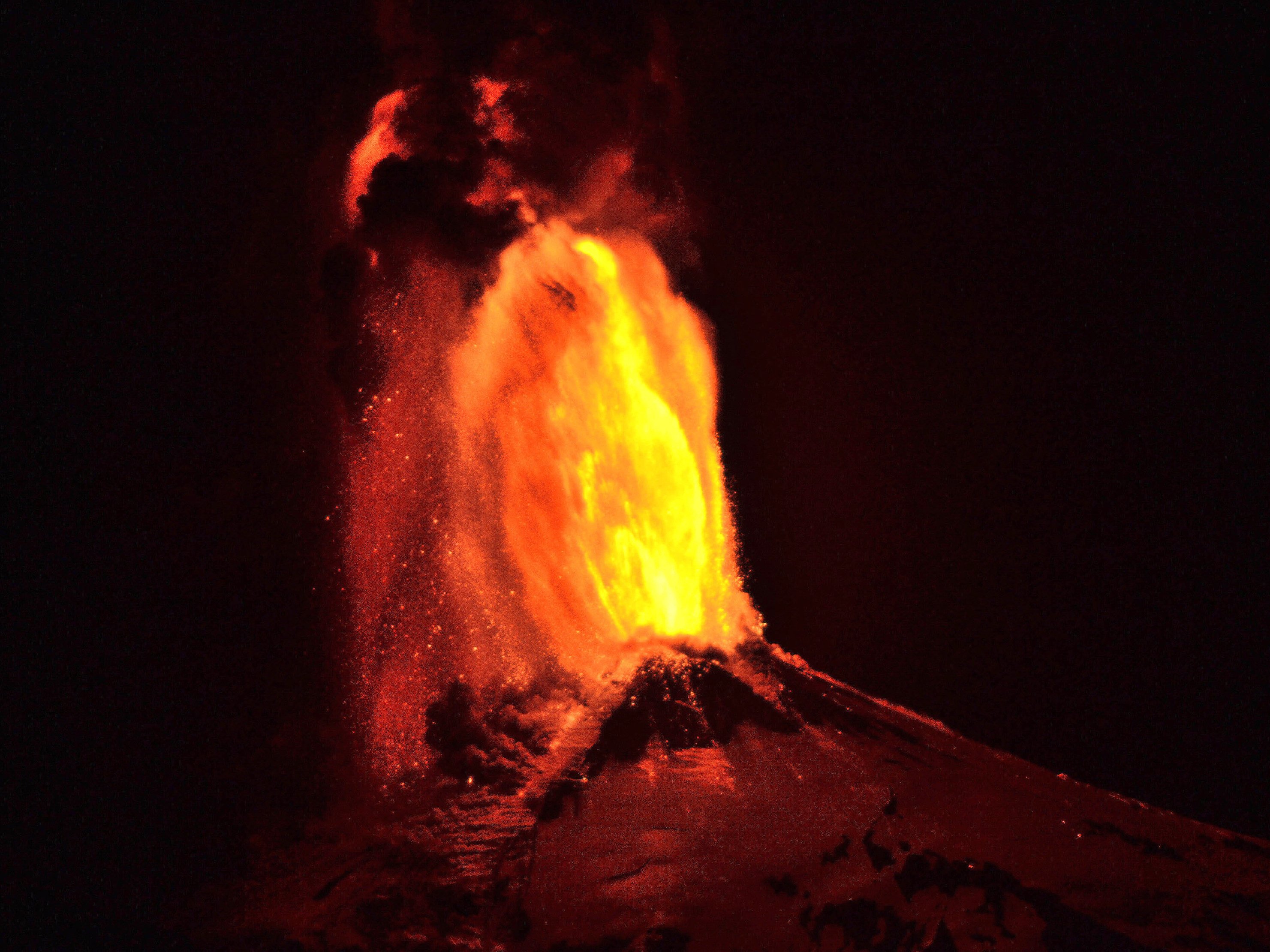 LOOK: Pictures Of The Villarrica Volcano's Eruption In Chile | NCPR News