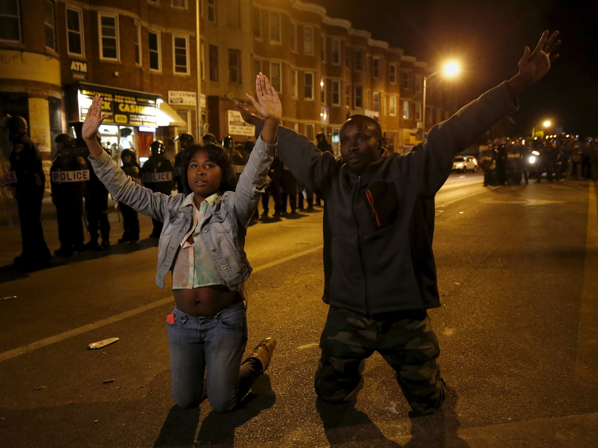 Photos: Baltimore Quiet For 2nd Night; New York, Denver Protests ...