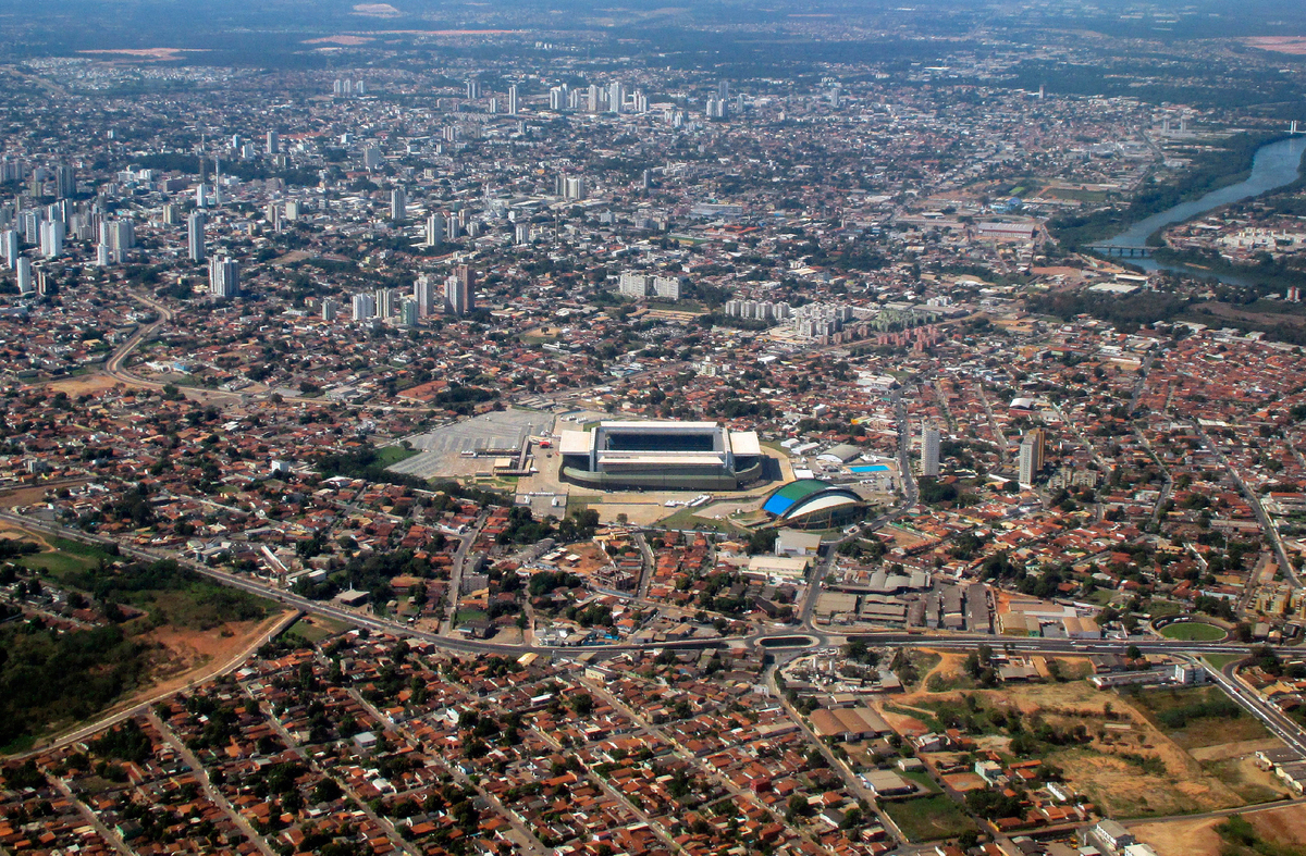 Brazil's World Cup Legacy Includes $550M Stadium-Turned-Parking Lot ...