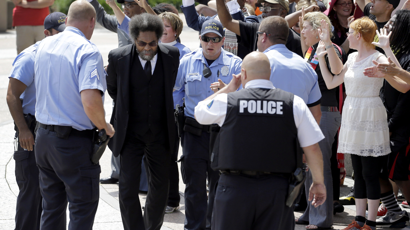 Gunfire Erupts In Ferguson, Mo., On Anniversary Of Michael Brown ...