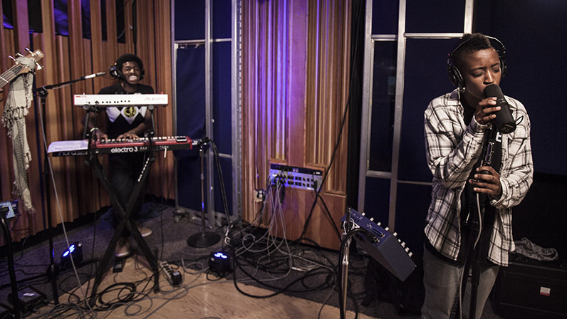 The Internet, 'Girl' : NPR