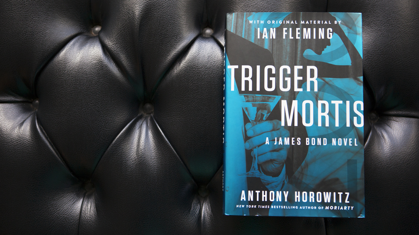 Is 007 Losing His Cool? 'Trigger Mortis' Helps Bring Bond Into 21st Century : NPR