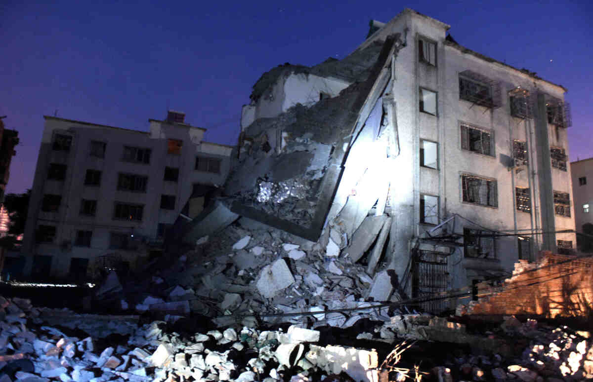 At Least 17 Parcel Bombs Explode In Guangxi, China, Killing 7 : The Two ...