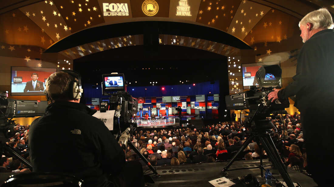 Live Twitter Chat: Republican Presidential Debate : NPR