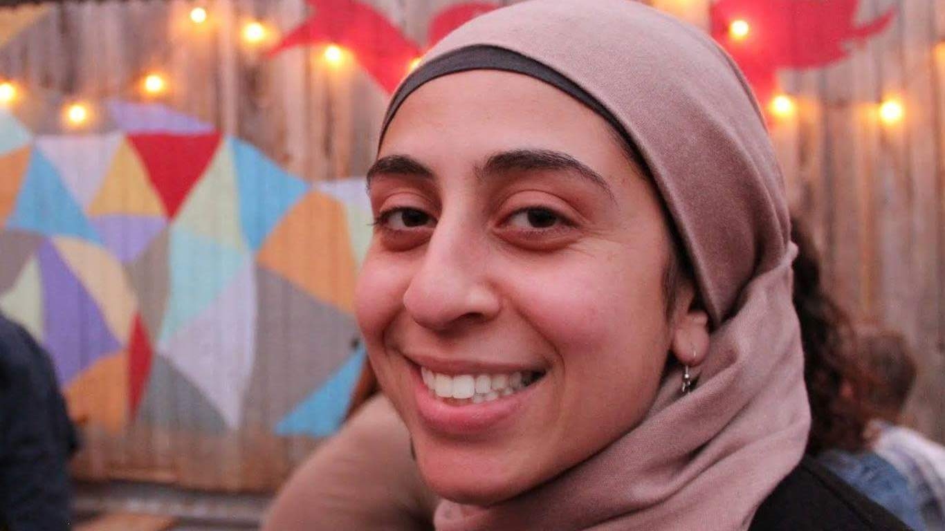 Young American Muslims Face Pressure, Are Optimistic Of Increasing ...