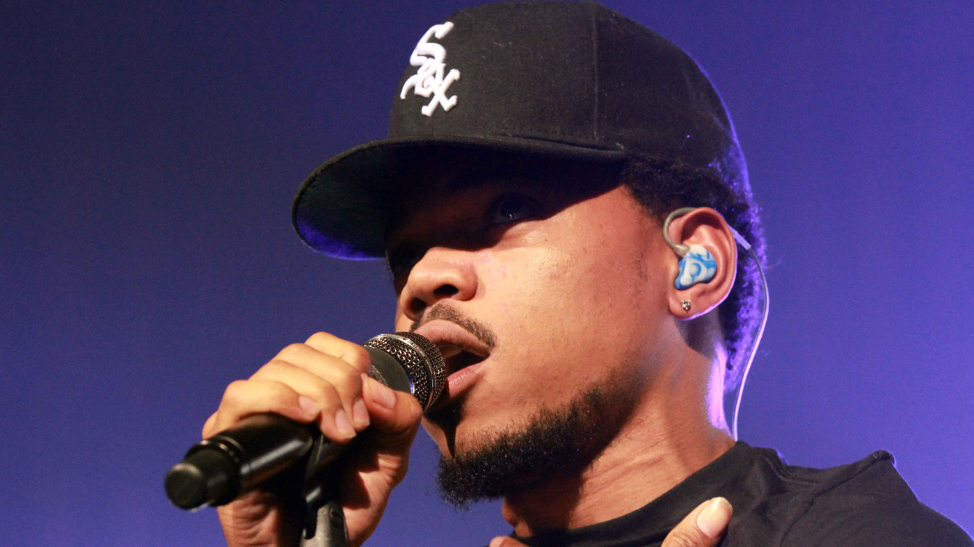 Chicago's Chance The Rapper Joins With Nonprofit To Give Coats To ...