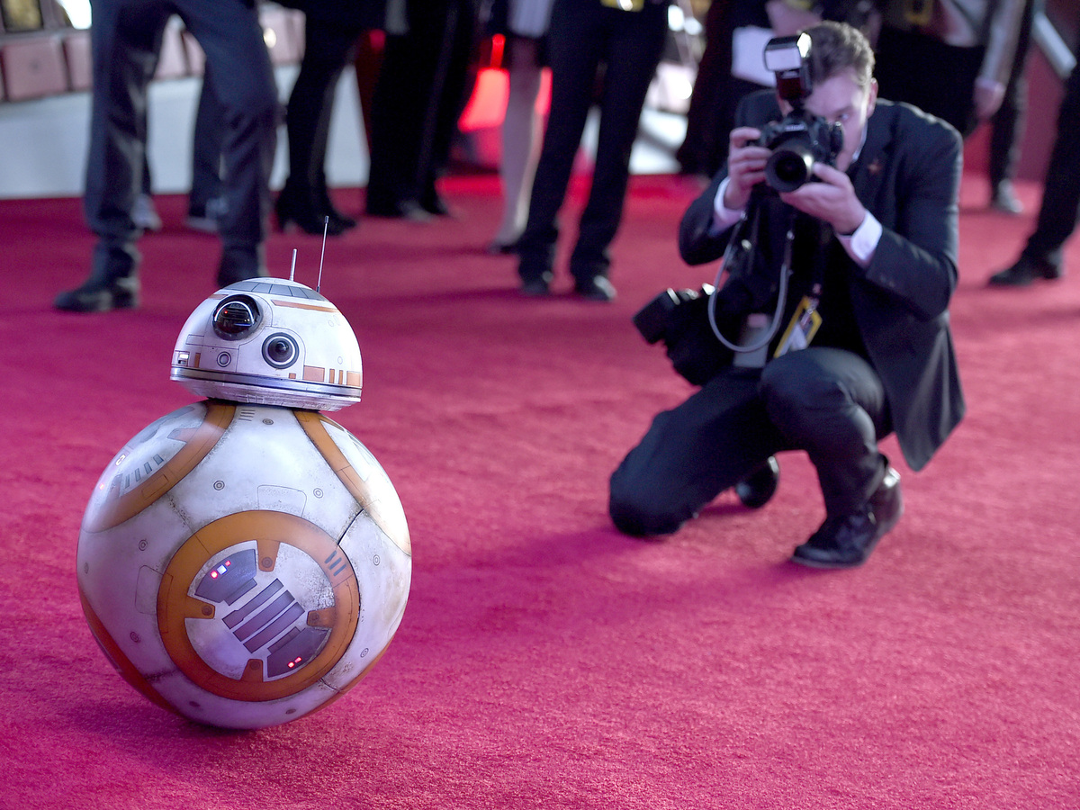 The Task Behind This Season's Cutest Breakout Star: The BB-8 From 'Star ...