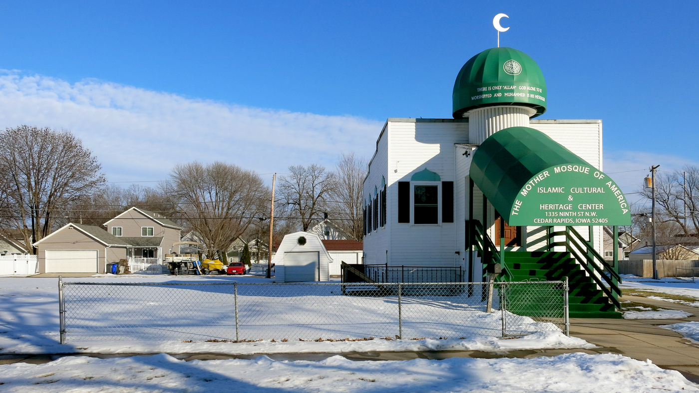 In Iowa, Campaign Season Finds Muslims Caught In A Harsh Spotlight : NPR