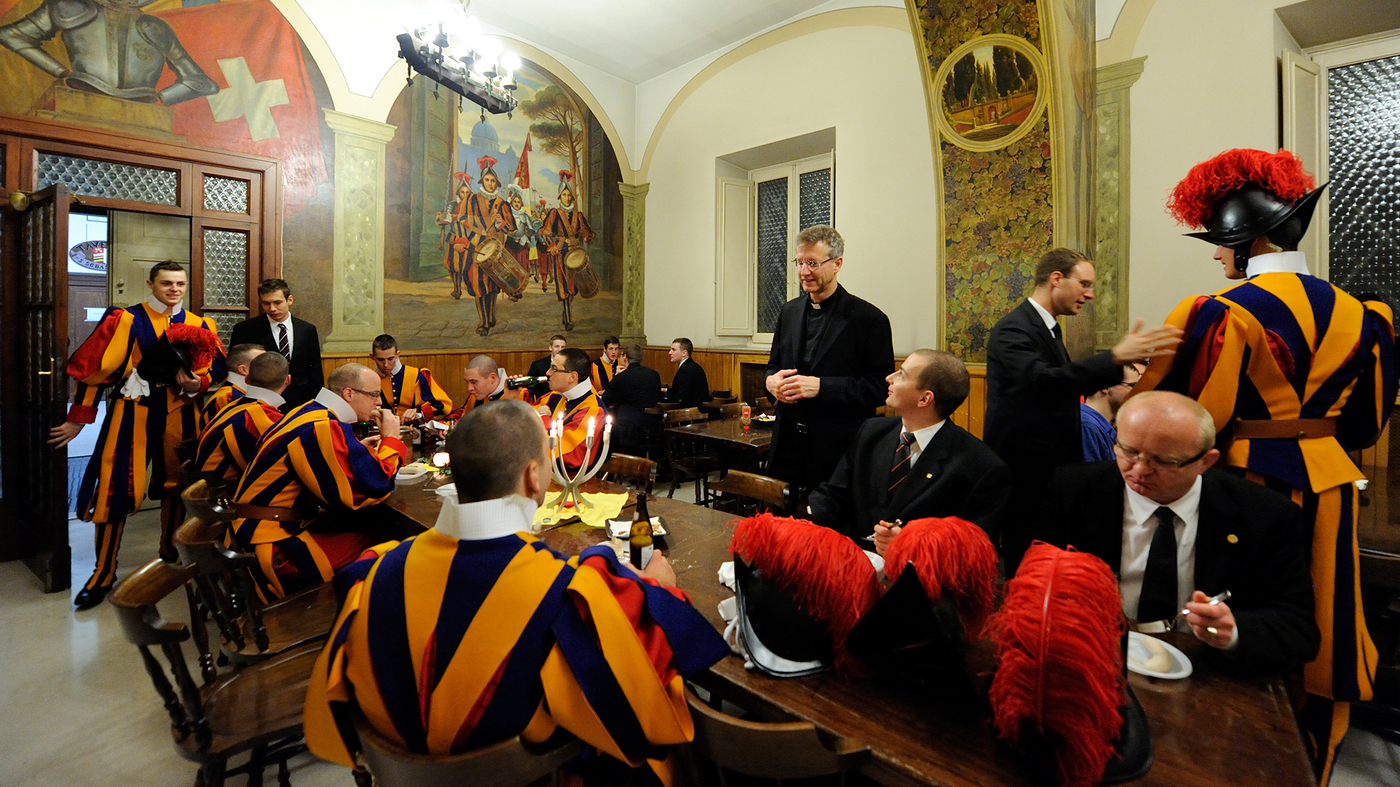 Holy Ravioli! Cookbook Reveals The Vatican's Favorite Recipes : The ...