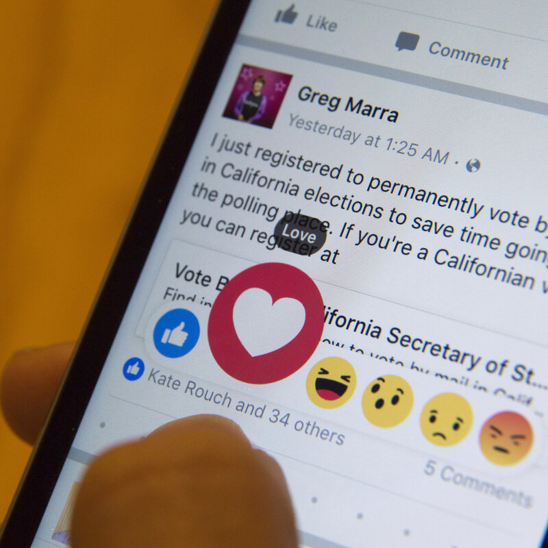 Gun Emoji For Facebook
