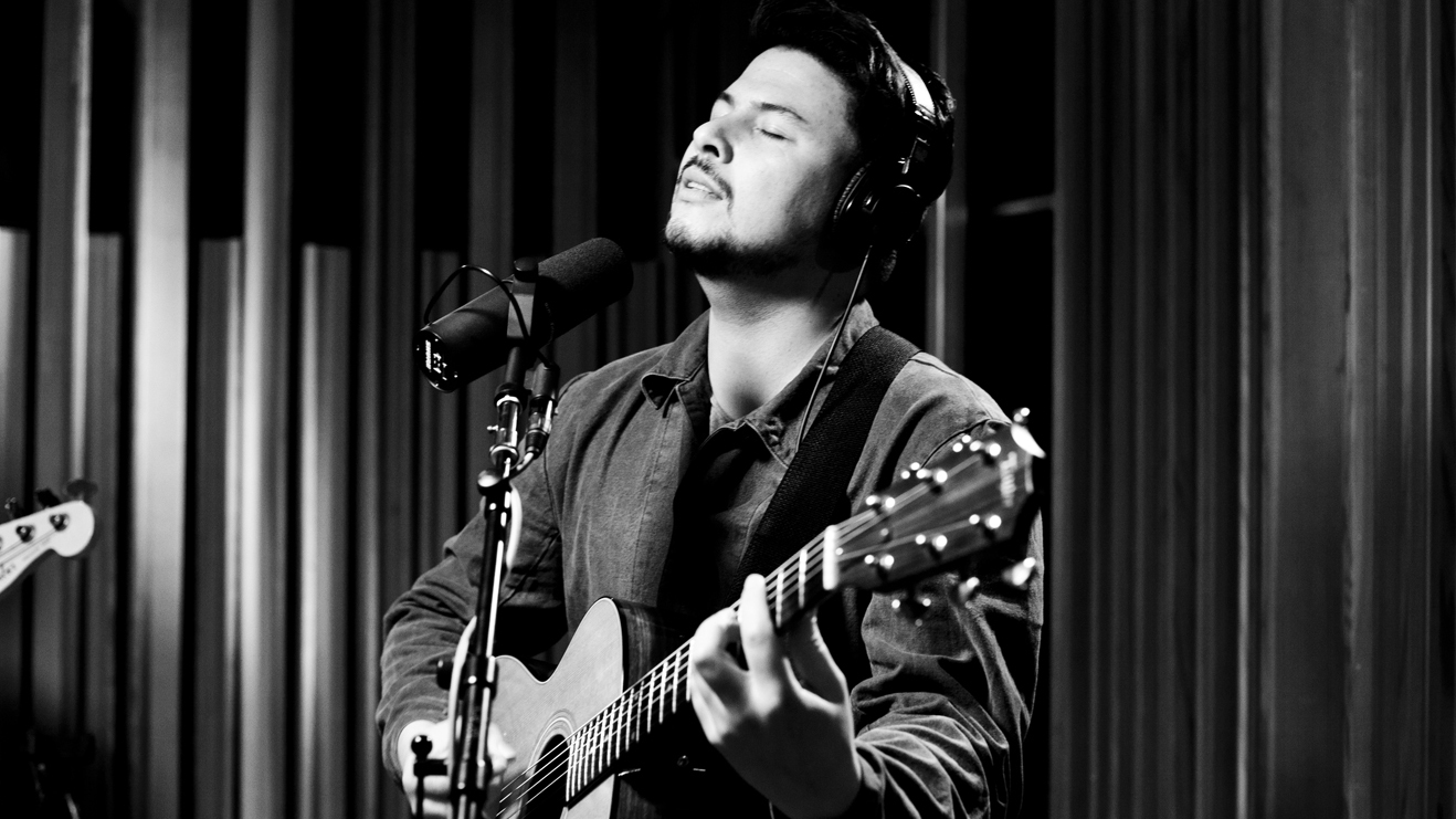 Jamie Woon, 'Sharpness' (Live) : NPR