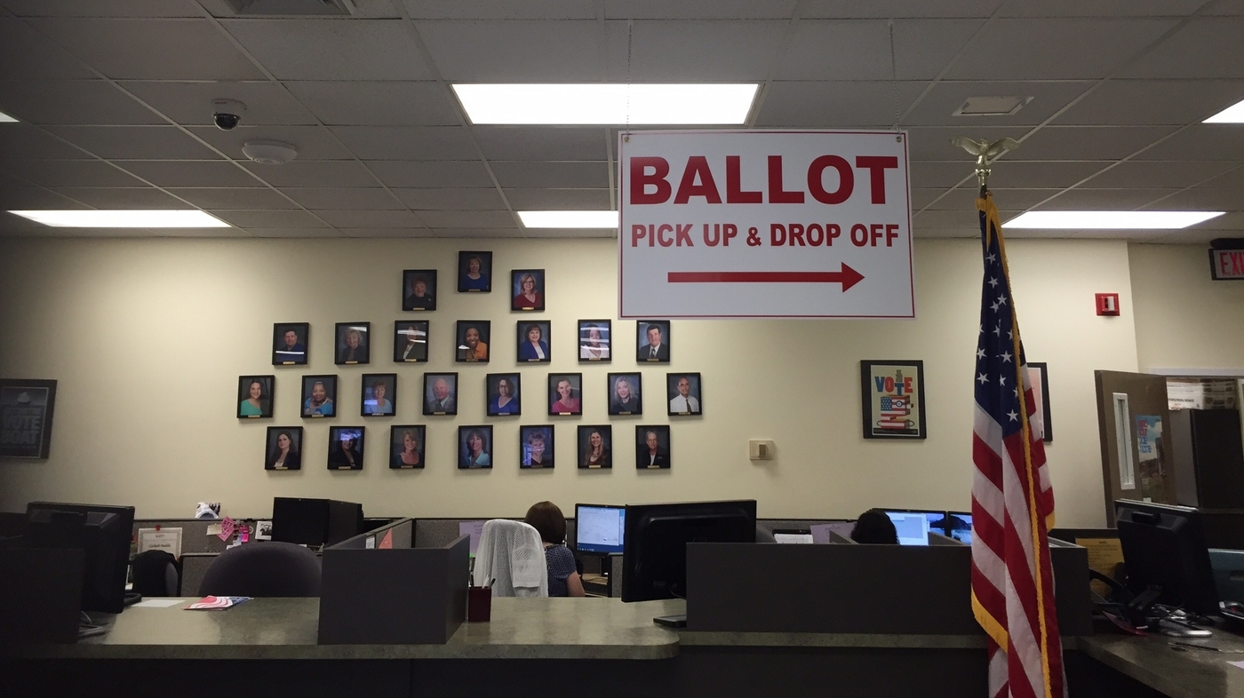 Flashbacks Of Florida 2000 As Voting Machines Age : NPR