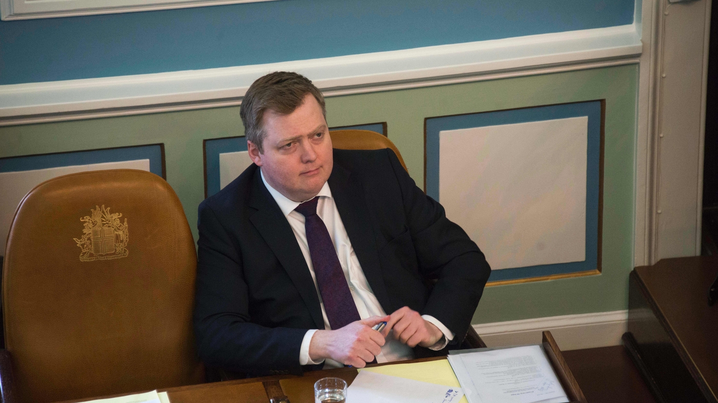 Iceland's Prime Minister Steps Aside Amid Panama Papers Scandal : The ...
