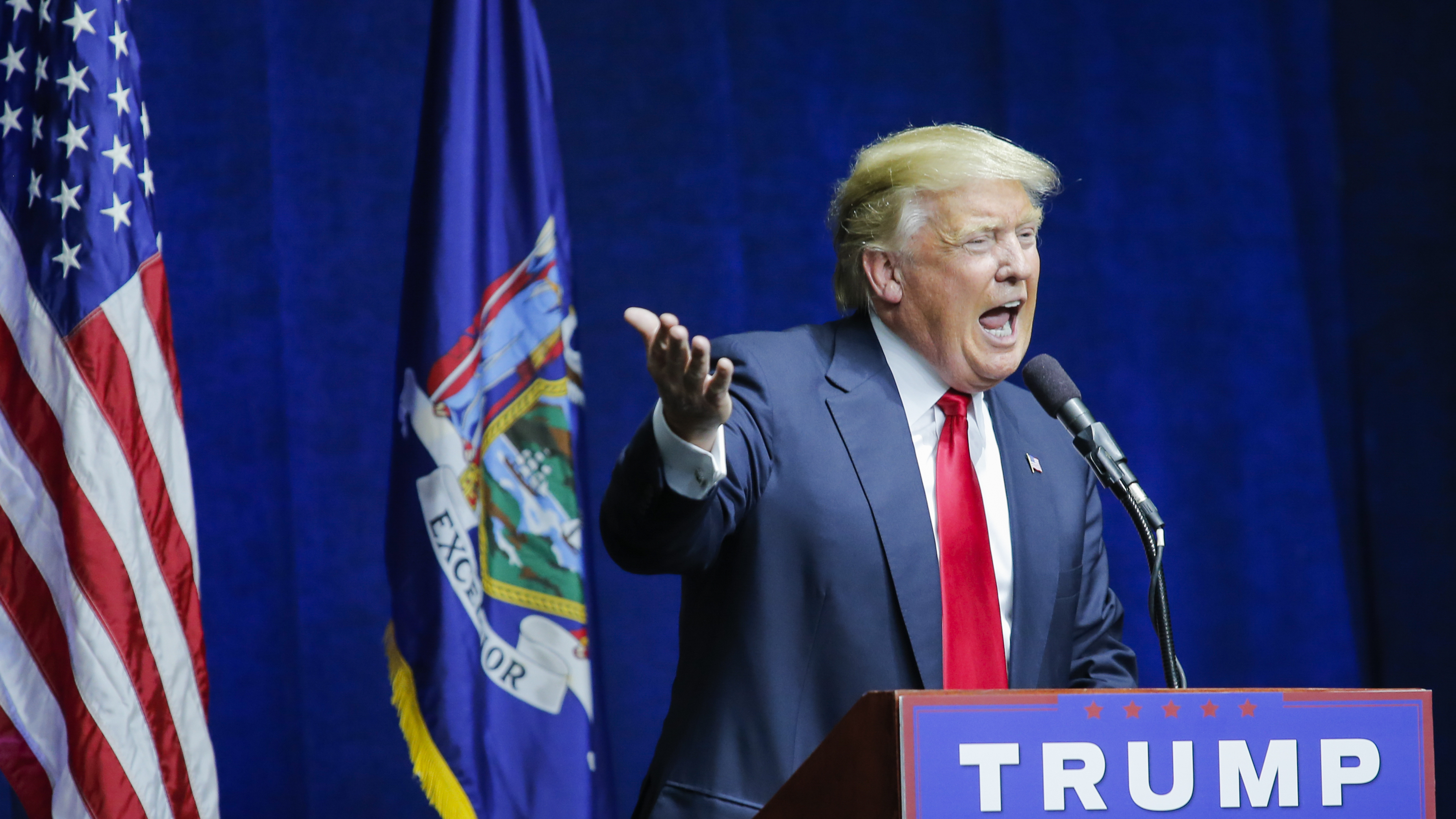 Donald Trump Is A 'Dictator,' Says Vicente Fox, Former Mexican ...