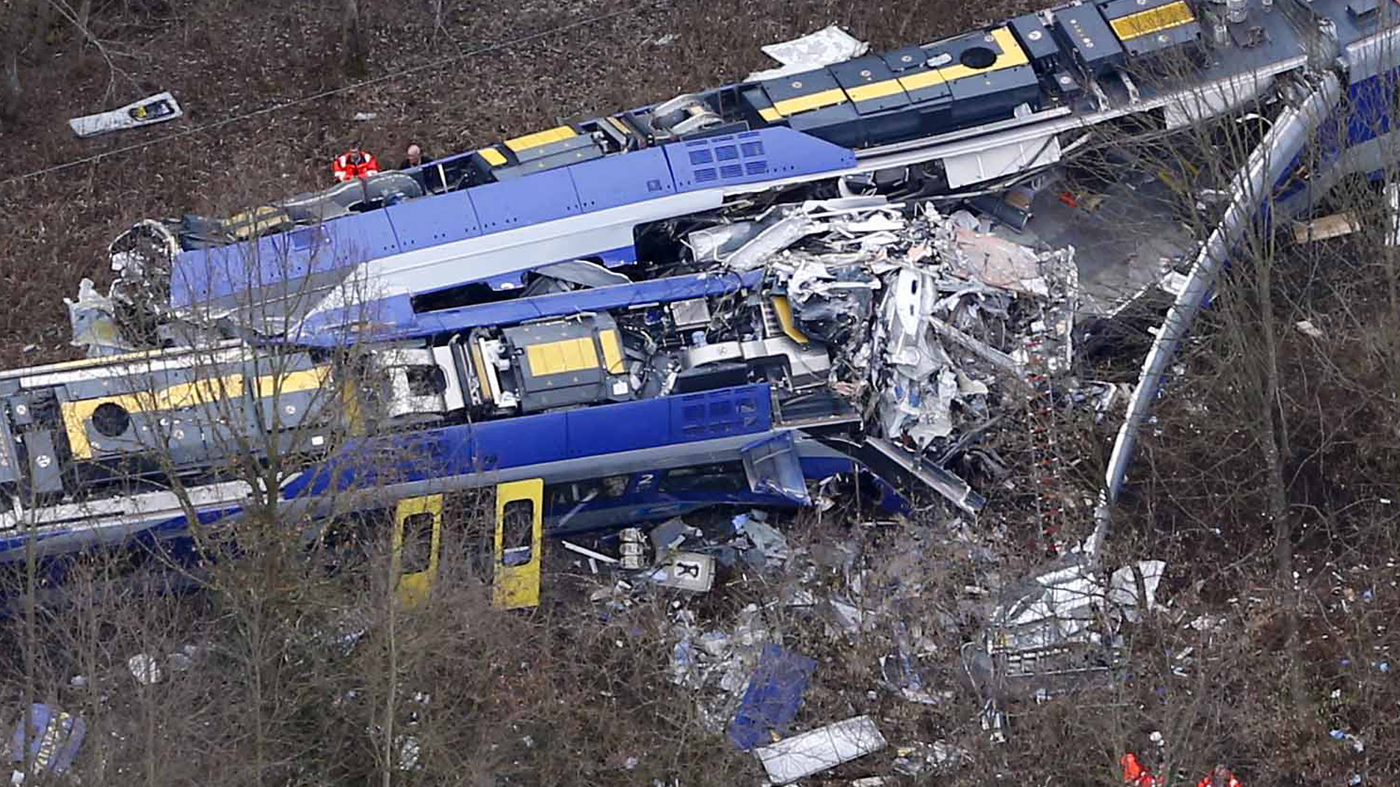 Dispatcher In Deadly German Train Crash Was Playing Game On Phone ...