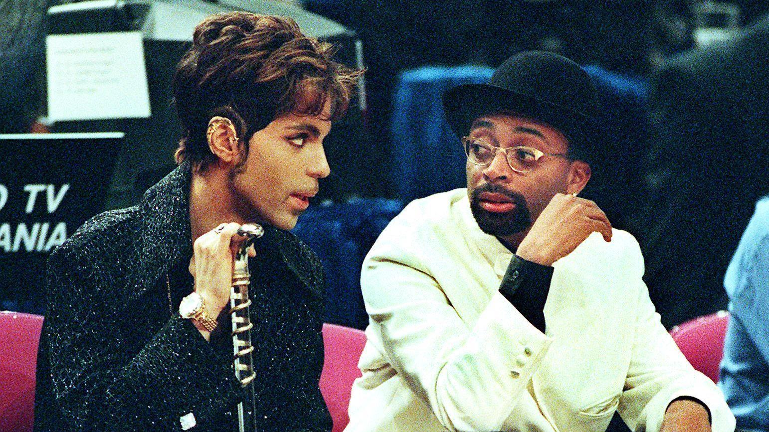 A 'Once In Forever Artist': Celebrities Pay Tribute To Prince : The Two ...