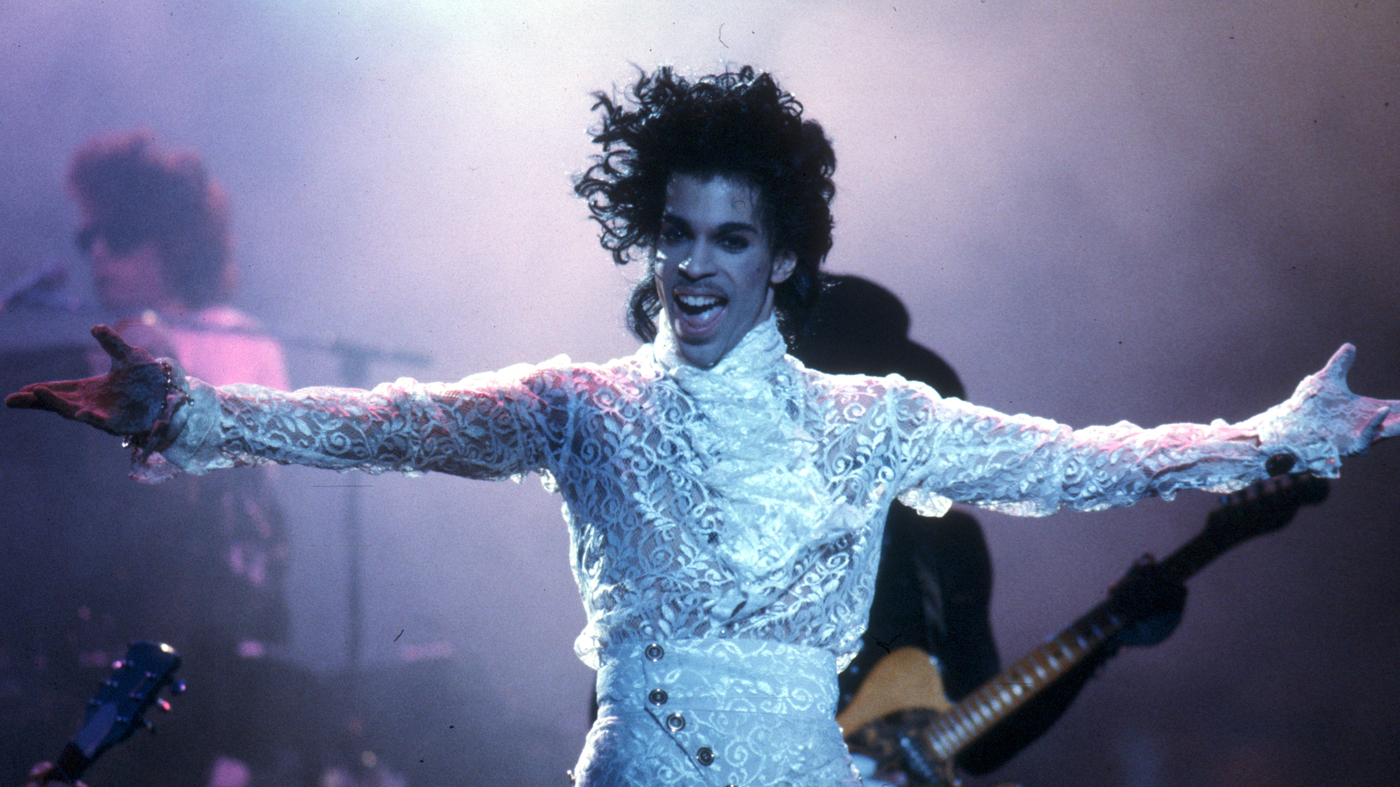 Prince's Staff Sought Help Of Addiction Doctor A Day Before Musician ...