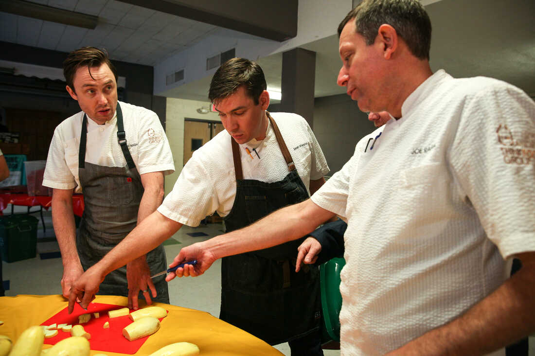 This Is What A Feast For 5,000 Made From Food Waste Looks Like : The ...