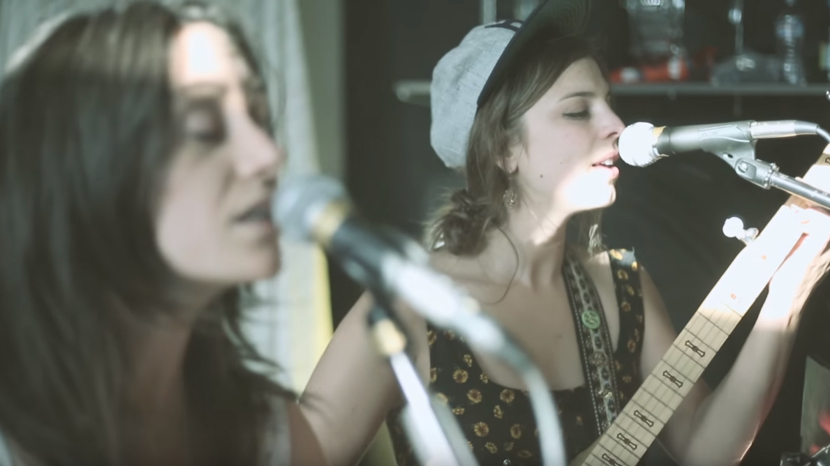 First Watch: The Wild Reeds, 'Everything Looks Better (In Hindsight)' : NPR