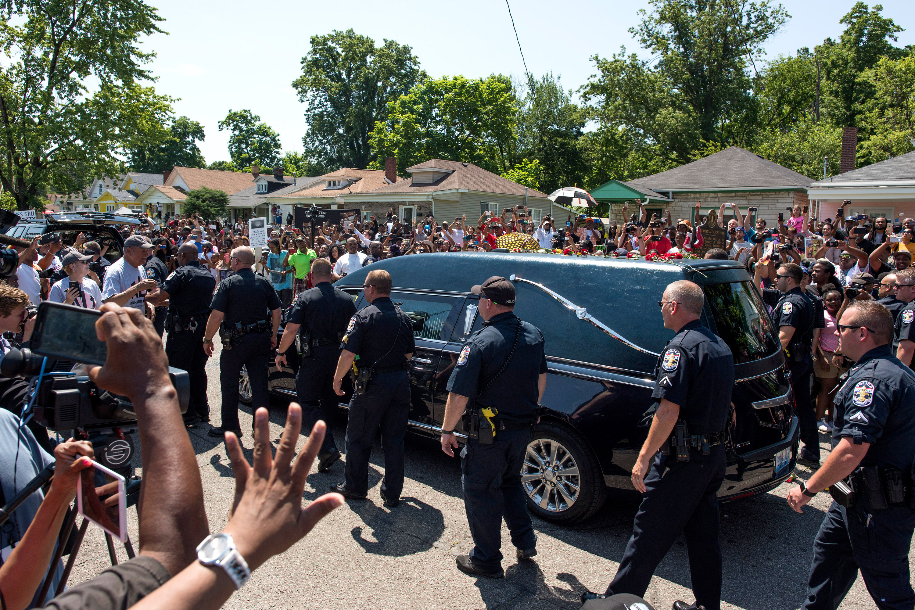 Muhammad Ali Memorial Service: Louisville Buries A Beloved Son | NCPR News