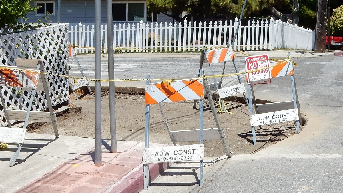 California Town Fixes Crooked Curb, Breaks Geologists' Hearts : The Two ...