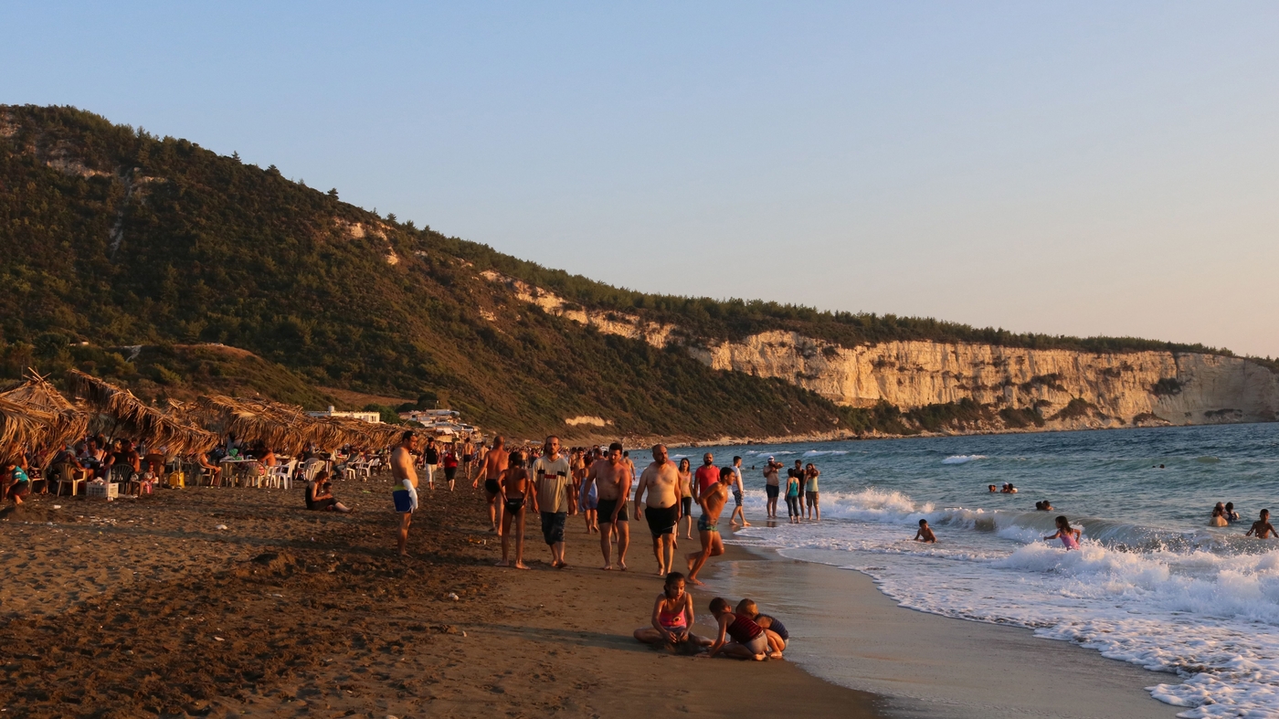 Syria Tourism Ministry: Come For Sunny Beaches, Don't Mind The Civil ...